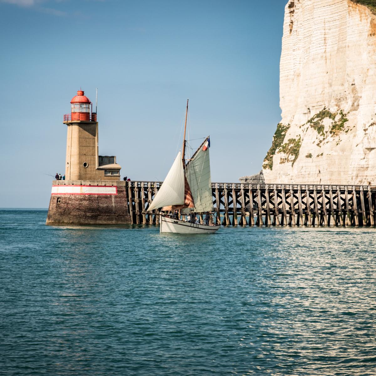 Les Phares et Estacades | Office de Tourisme de Fécamp